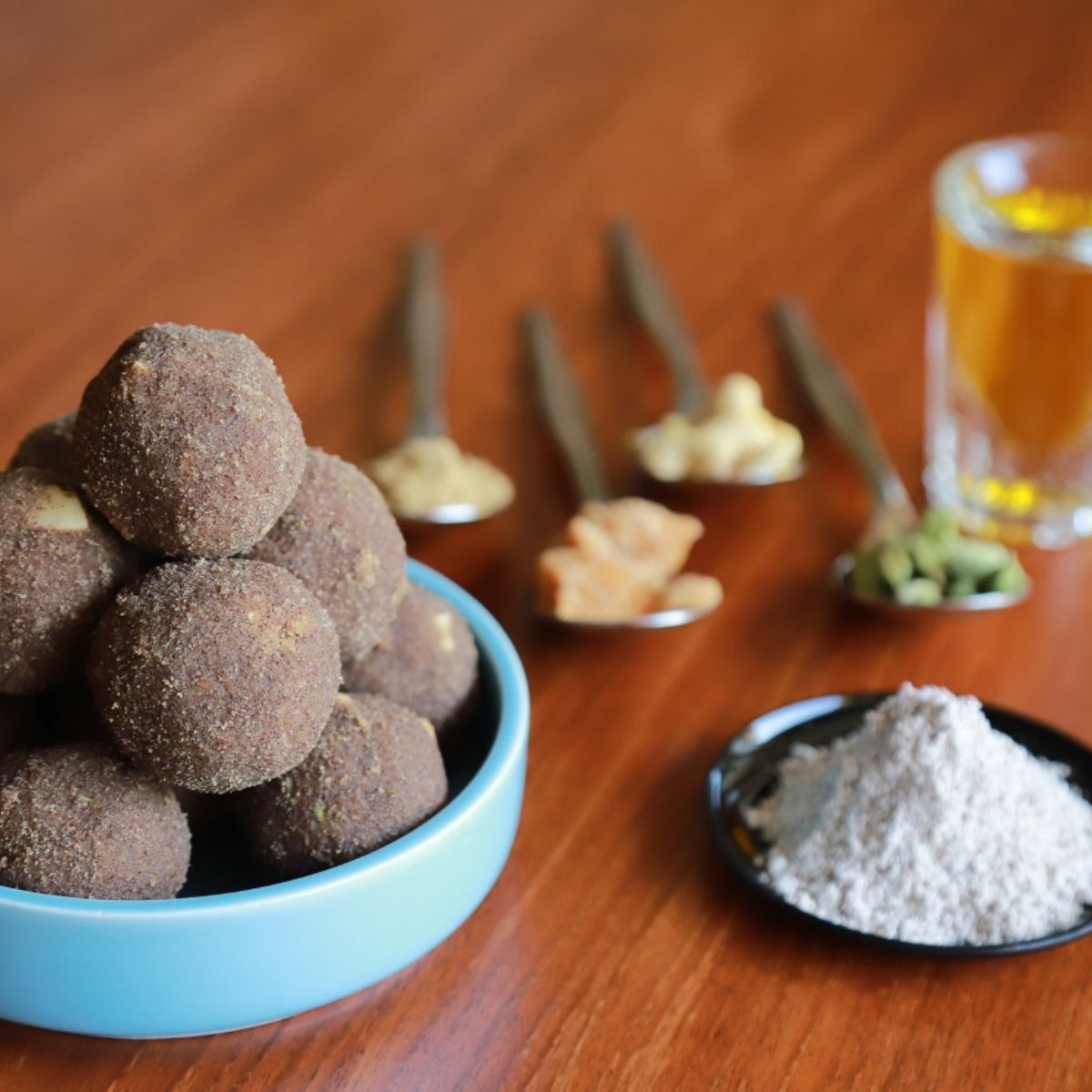 Finger Millet (Ragi) Pandhari Laddu – Snackative